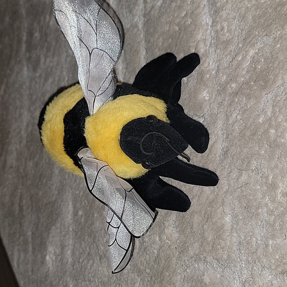 Folk Tails | Toys | Bumble Bee Folktails Hand Puppet | Poshmark